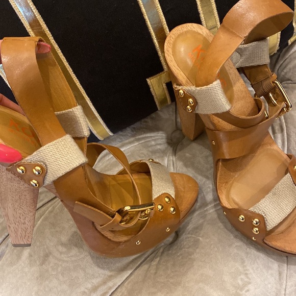 Michael Michael Kors Shoes Super Sexy Canvas Leather And Wooden High Heel Sandals Poshmark
